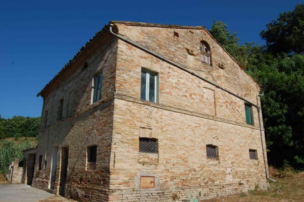 Podere Santa Lucia - Montegiorgio Marche Italy